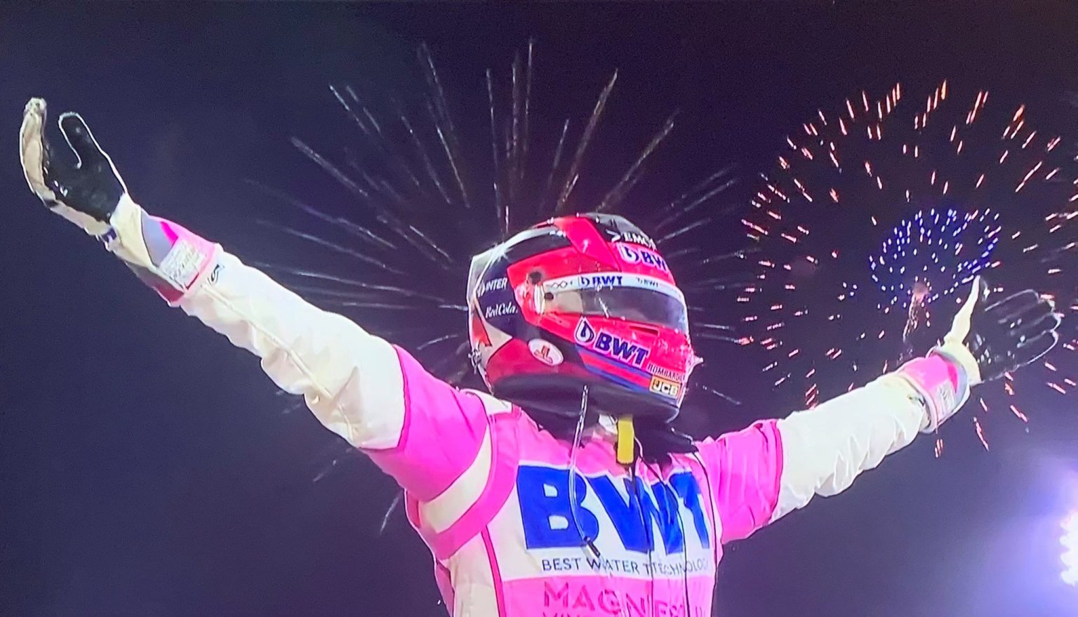 ¡HISTÓRICO! SERGIO ‘CHECO’ PÉREZ GANA EL GRAN PREMIO DE SAKHIR DE ...